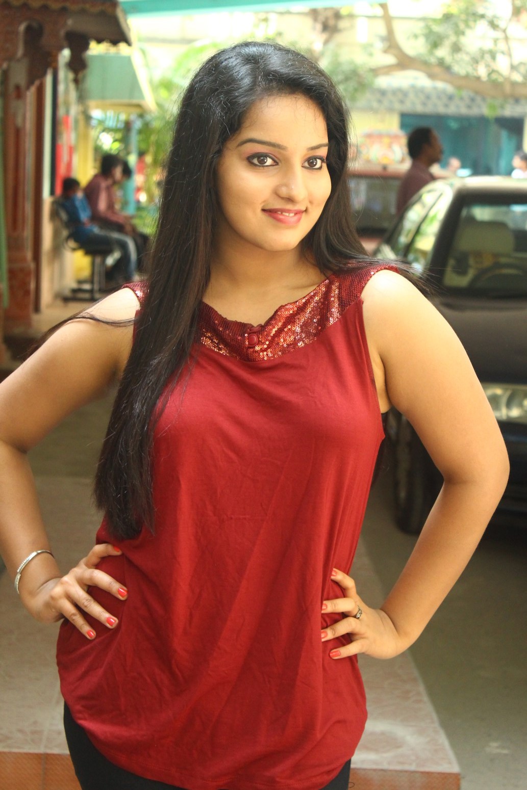 Malavika Menon Photoshoot Stills Malavika Menon Images Gallery Hot Stills Photos And Pictures