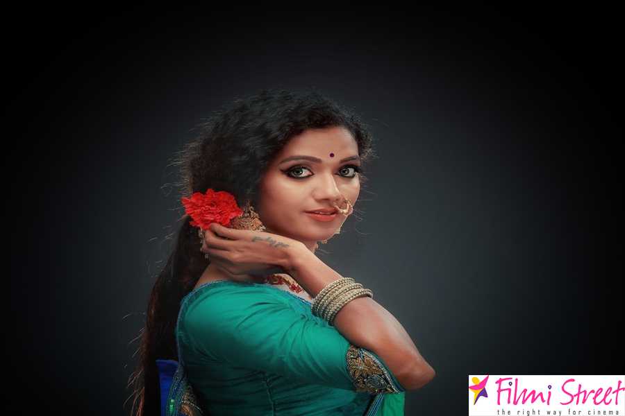 Mareena Michael Kurisingal latest Photos, Stills, images | Filmi Street