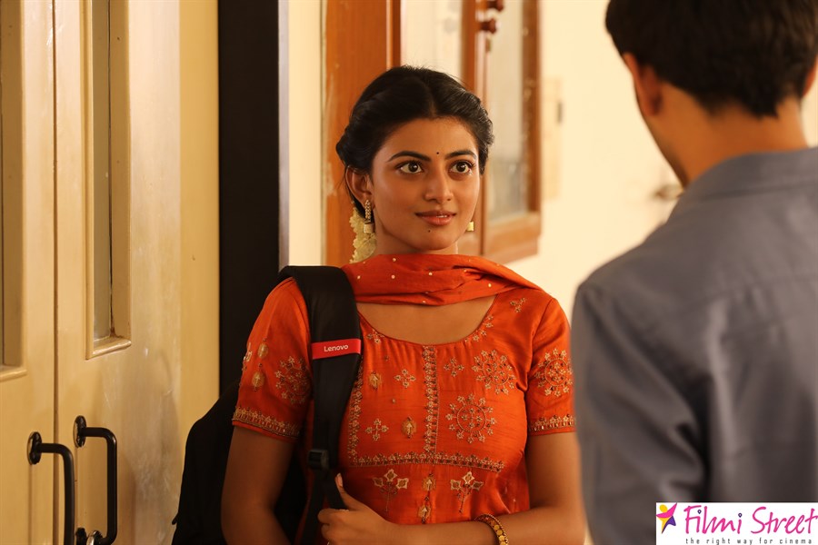 Kamali From Nadukkaveri movie stills