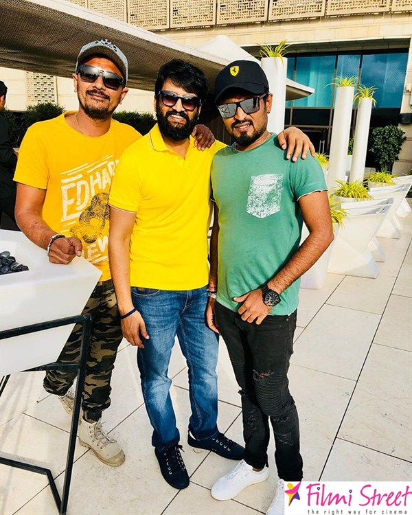 Santhanam images, new photos, latest stills