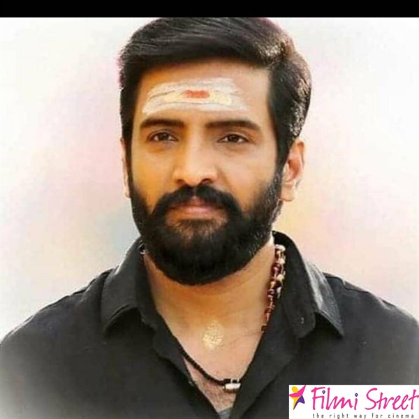 Santhanam images, new photos, latest stills