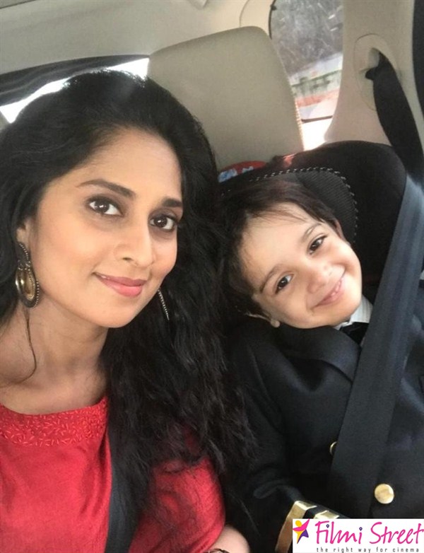 Shalini Ajith images, new photos, latest stills on instagram