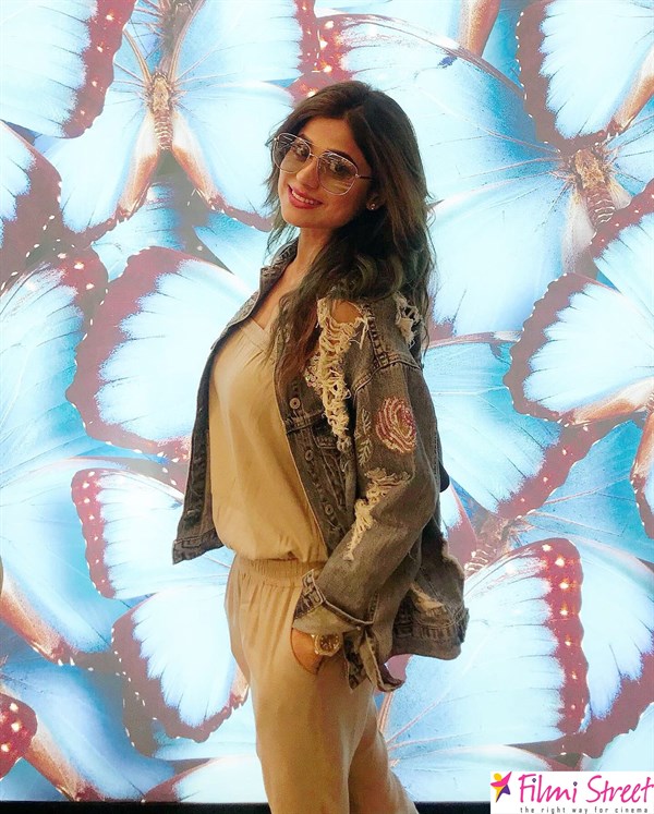 Shamitha Shetty images, new photos, latest stills on instagram