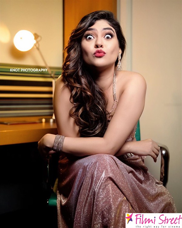 Sherin Shringar images, new photos, latest stills on instagram